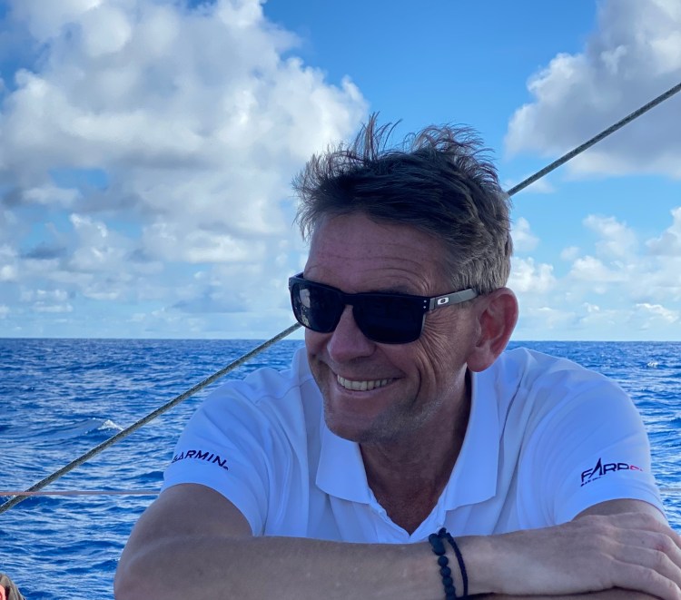 Meet our crew – SAILING ROUND THE WORLD
